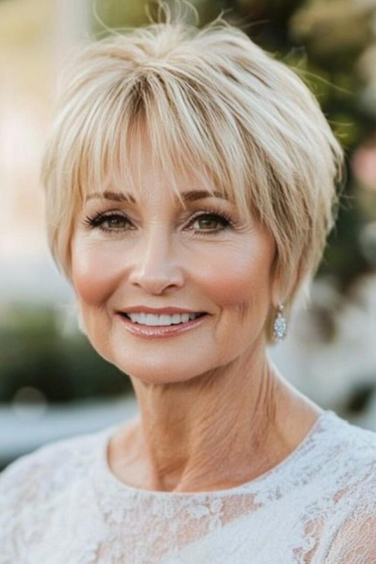 24 Short Hairstyles For Seniors - Project Hairstyles